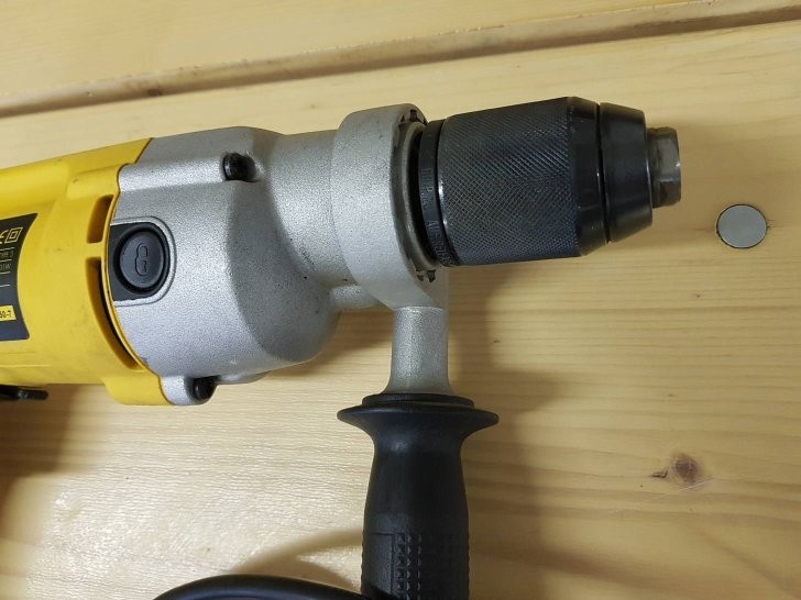 Wiertarka 13Mm 701W Samozacisk Dw246 Dewalt